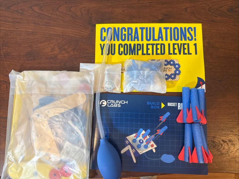 Crunch Lab's TRAP DOOR MAZE Mark Rober - STEM Engineering Build Kit ...