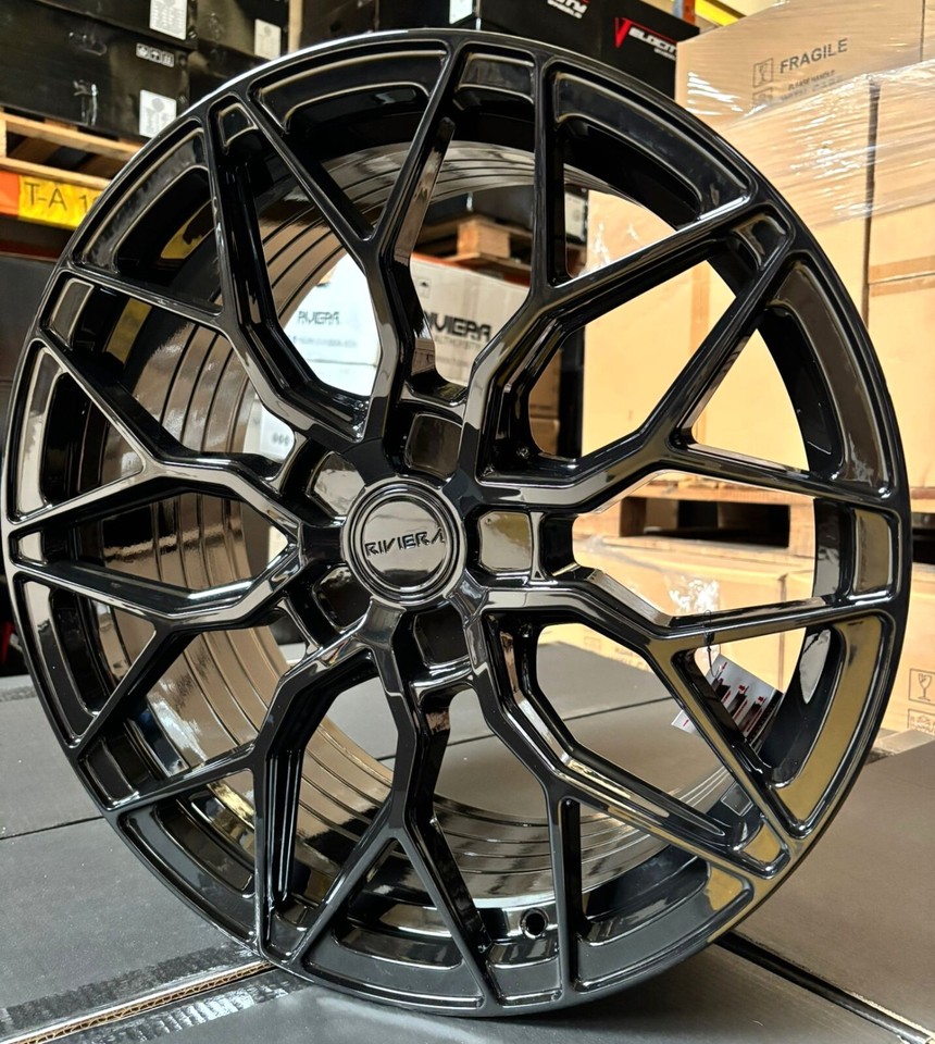 19" Jaguar XE Riviera RF108 Flow Formed 8.5j Gloss Black Alloys X4 ...