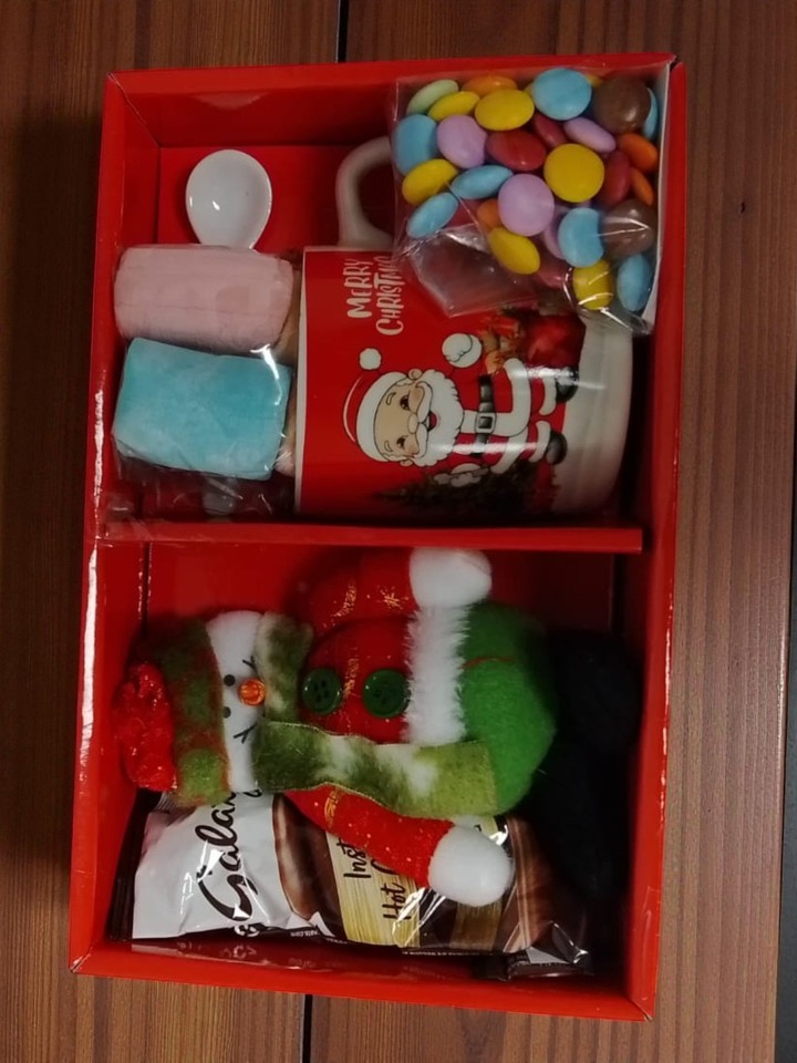 Luxury Christmas Hot Chocolate Mug Set with Plush Santa & Sweets Gift ...