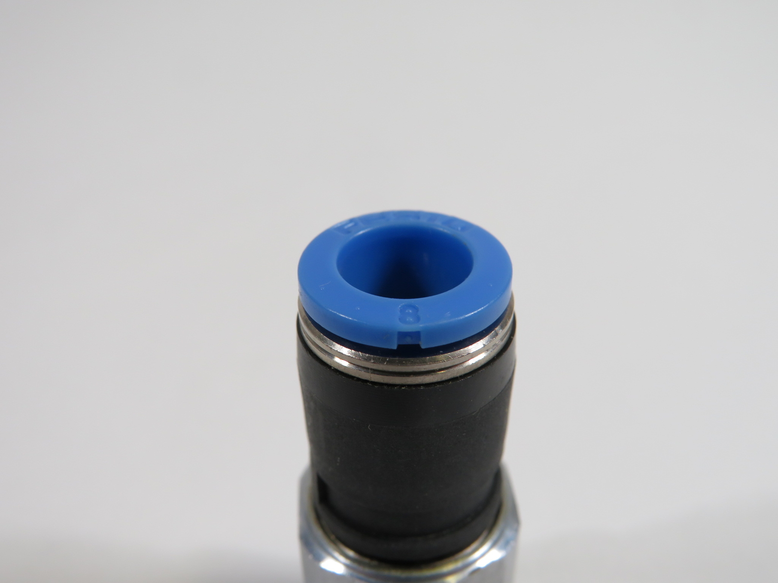 Festo 153424 QSK-3/4-8 Push-In Fitting R3/8" Thread 8mm Tube OD ! NOP ...