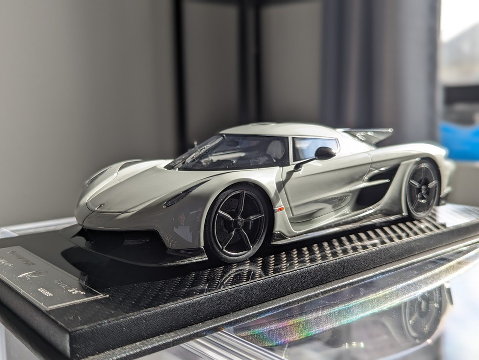 1/18 FrontiArt Koenigsegg Jesko Absolut in Grey Carbon Base | eBay