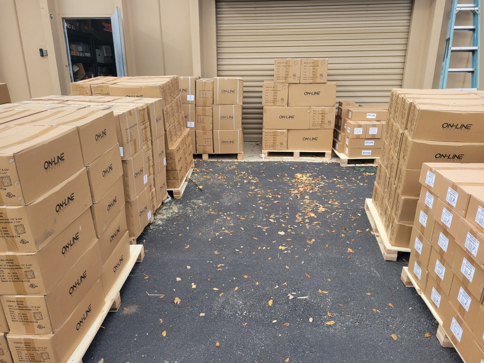 2" CLAMP-ON TYPE RIGID/IMC OR EMT, WEATHERHEAD, SERVICE ENTRANCE CAP ...