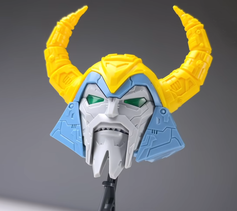 Blokees Transformers Galaxy Version 8th Unicron-Head Model Kit Assembly ...