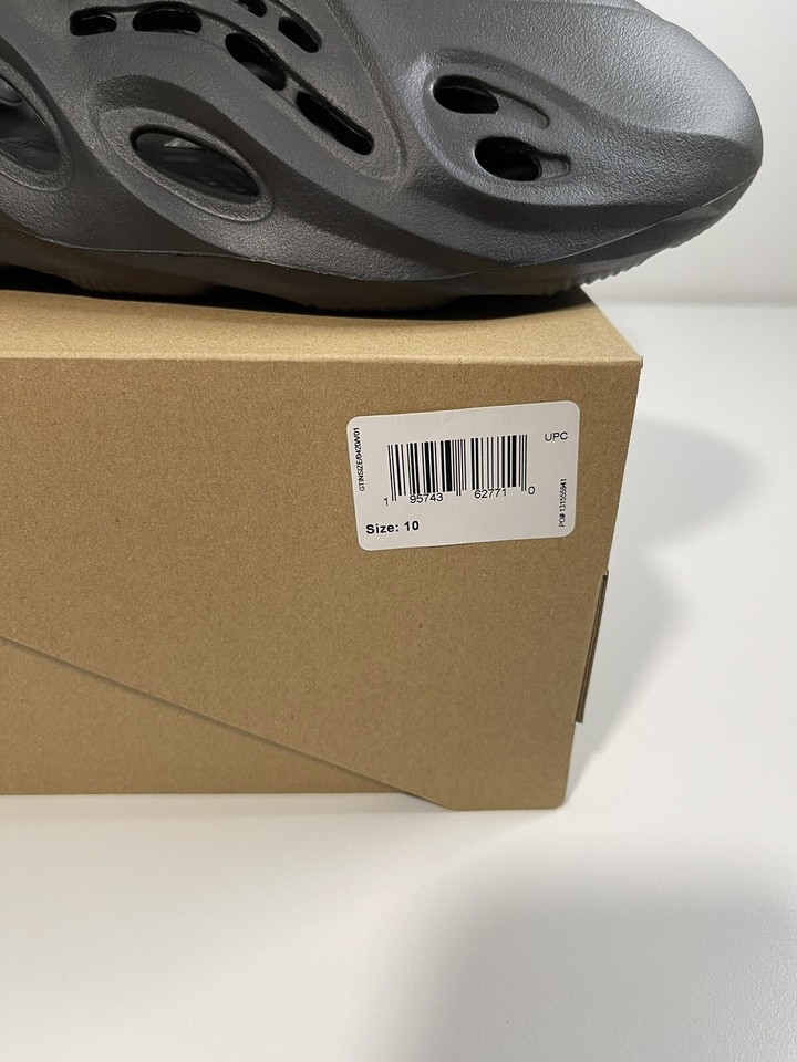 Adidas Yeezy Foam Runner RNR Onyx HP8739 Men’s Size US 10 BRAND NEW | eBay