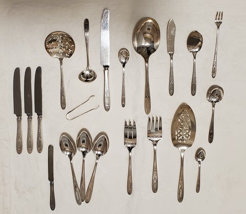 Oneida Community Plate, Grosvenor Pattern, 21 Piece Lot, 1921 | eBay