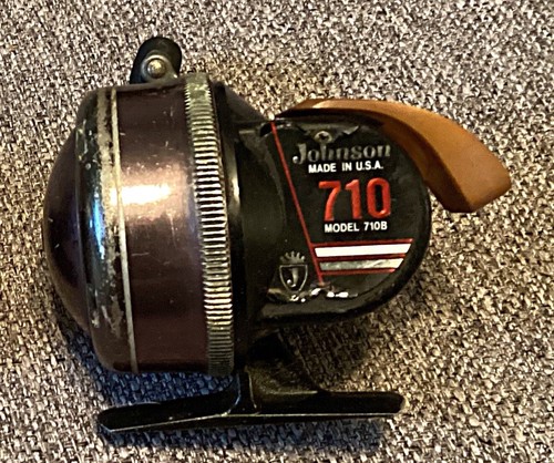 Vintage Johnson 710B Spincast Reel Made in the USA ~FREE SHIPPING ~ | eBay