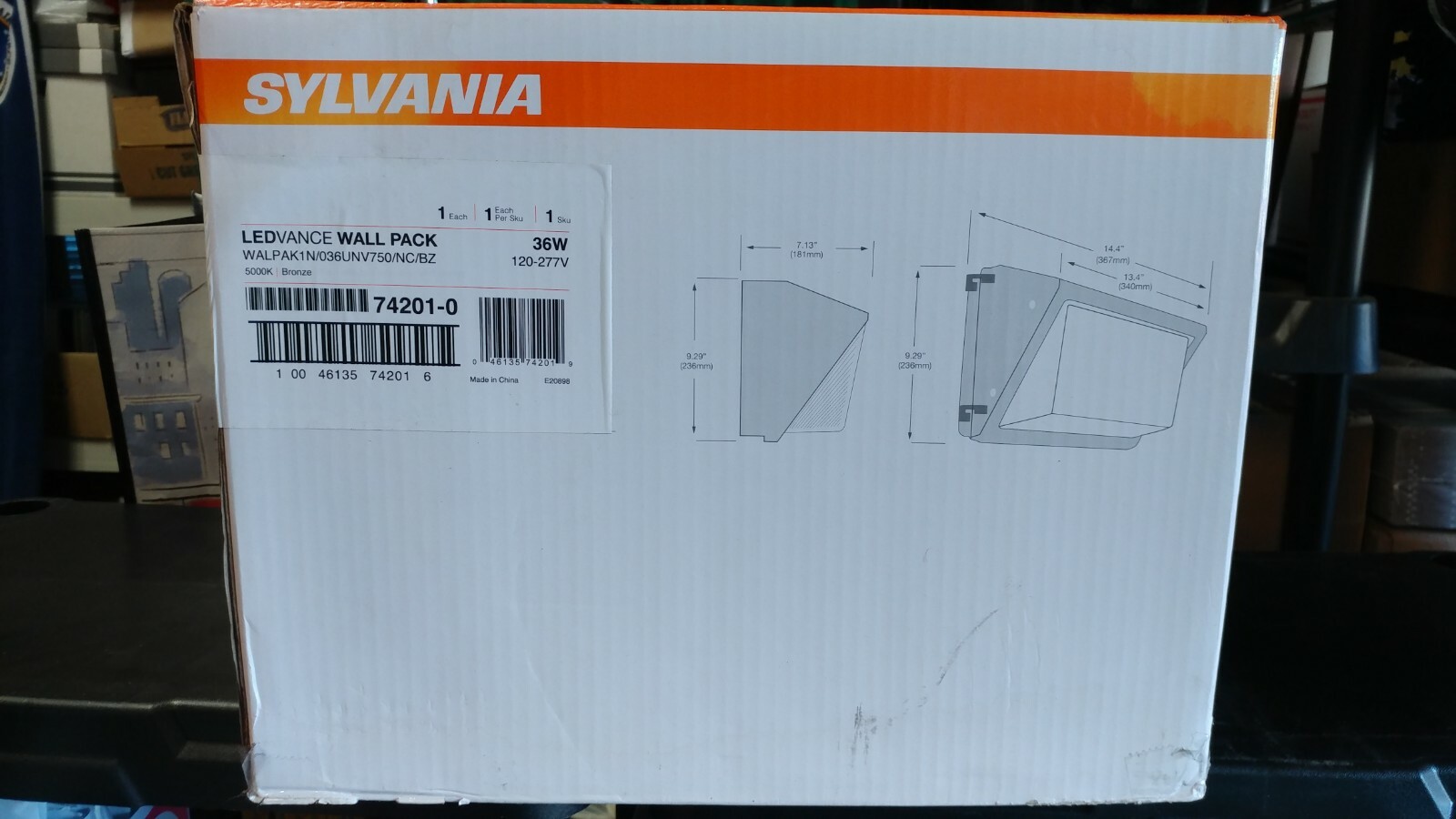 New Sylvania LEDVance Wall Pack 36W 5000K 74201 Bronze WALPAK1N ...