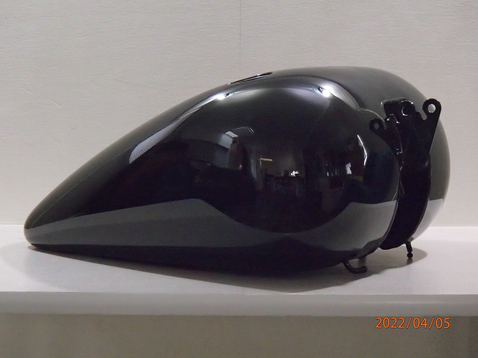 Harley Davidson 06+ Dyna Fuel Gas Tank Dealer Custom Paint Display ...