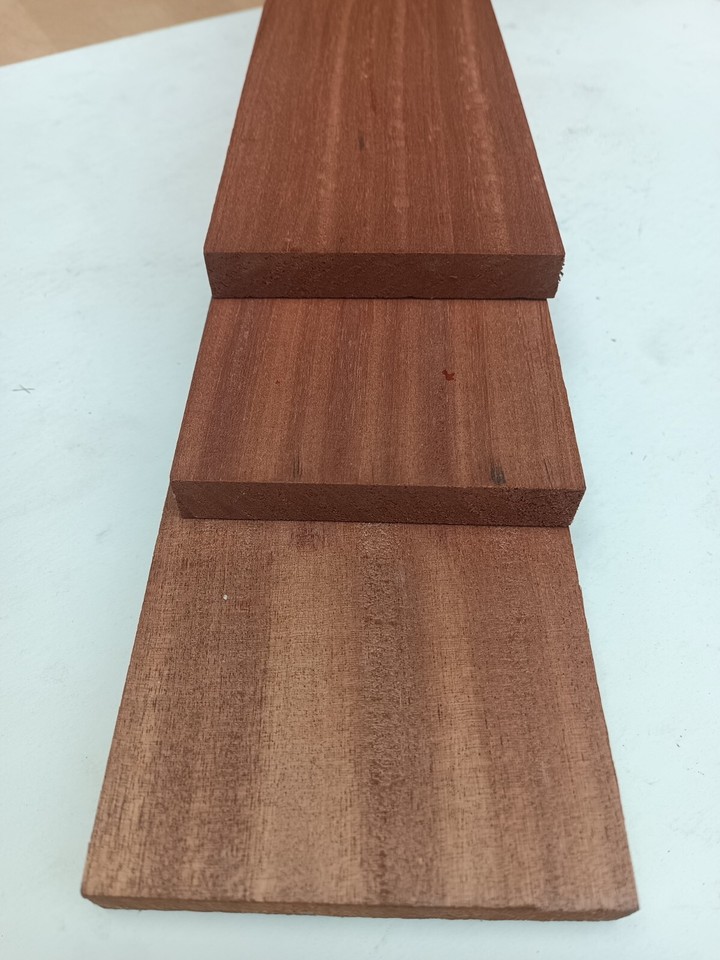 Qty 3 pcs Planed Sapele Hardwood Timber Offcuts 330x115x18mm (2078 ...