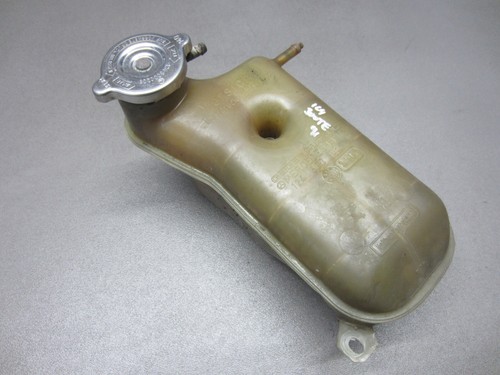 Ausgleichbehälter Mercedes W124 W 124 Wasserbehälter Kühler 1245000649 ...