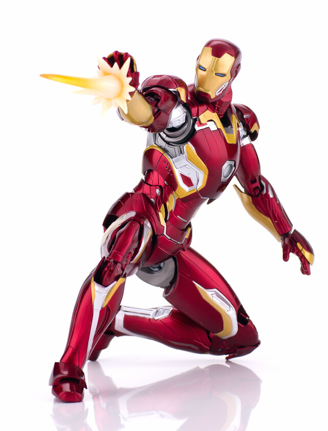 Japan Bandai S.H.Figuarts Marvel Iron Man Mark 45 Action Figure ABS die ...