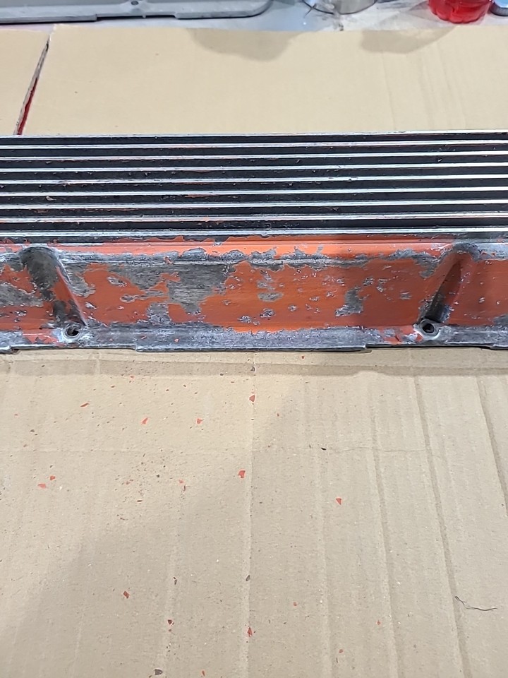 Cal Custom 40-2050 SBC Valve Covers 59-67 283 327 350 9 Finned Vintage ...