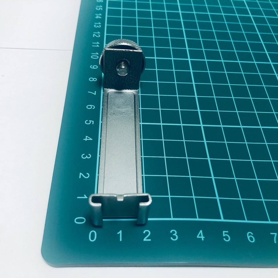 🍙RARE,Exc+3🍙Olympus flash gun holder original shoe mount flash bracket ...