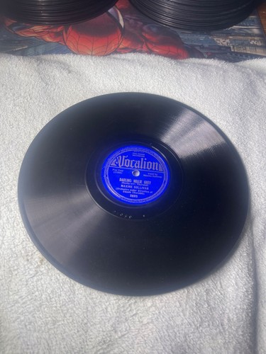 VOCALION Record 78 rpm 3885 FOLKS WHO LIVE ON THE HILL / DARLING NELLIE ...