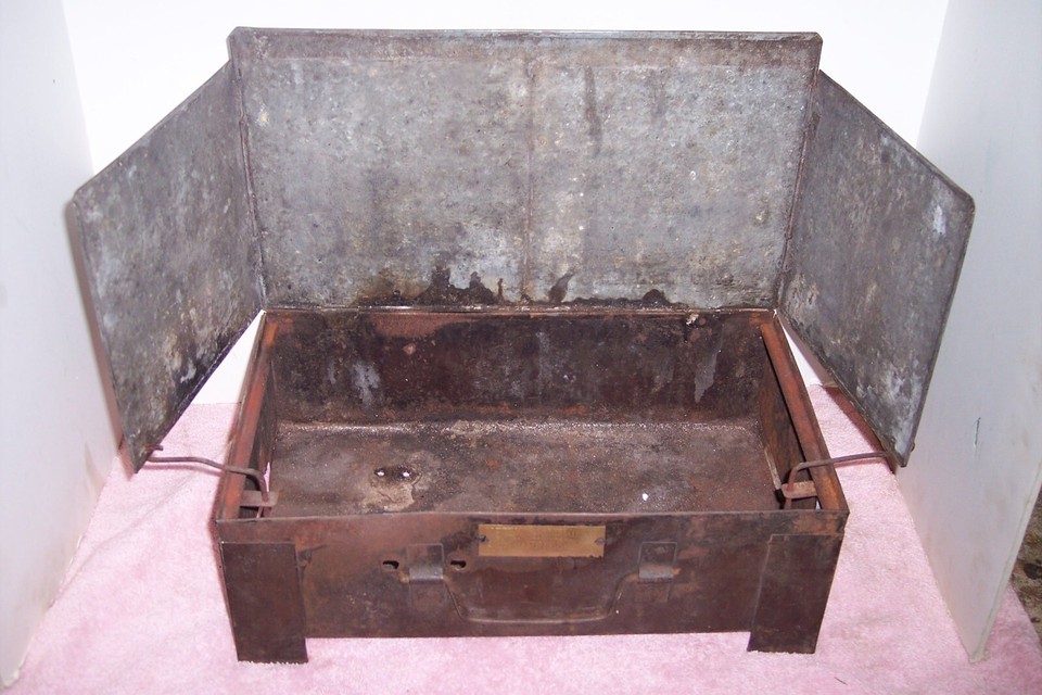 Double Burner Prentiss Wabers Auto Kamp Kook Stove 1920 Model T Ford ...