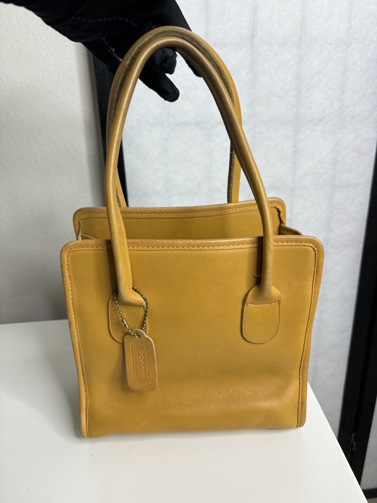 Rare Vintage Coach Retro Dinky Shopping Bag in Golden… - Gem