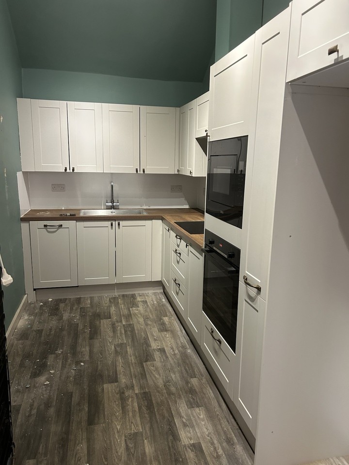 Complete Second Hand wren Kitchen With Appliances. Infinity range ...
