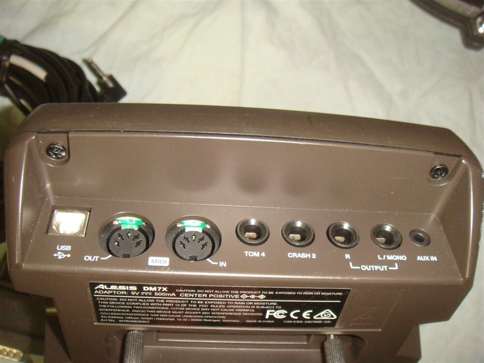 ALESIS NITRO MESH ELECTRONIC DRUM KIT WITH DM7X BRAIN/MODULE -READ! | eBay