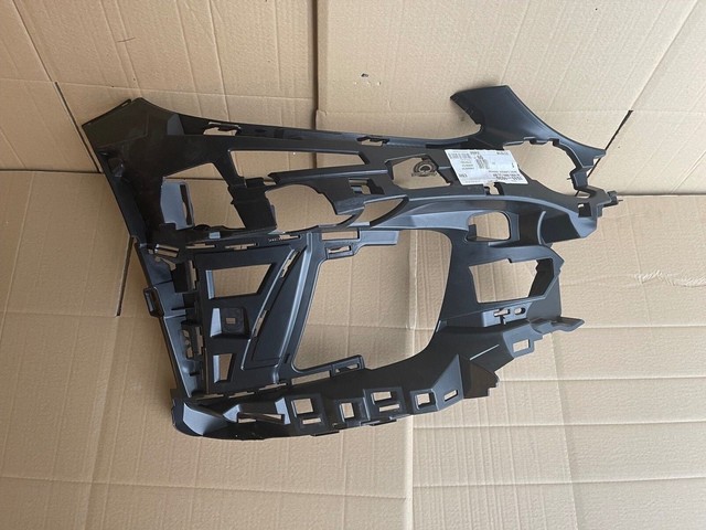 MERCEDES C Class C205 Front Right Driver Side Bumper Bracket Mount ...