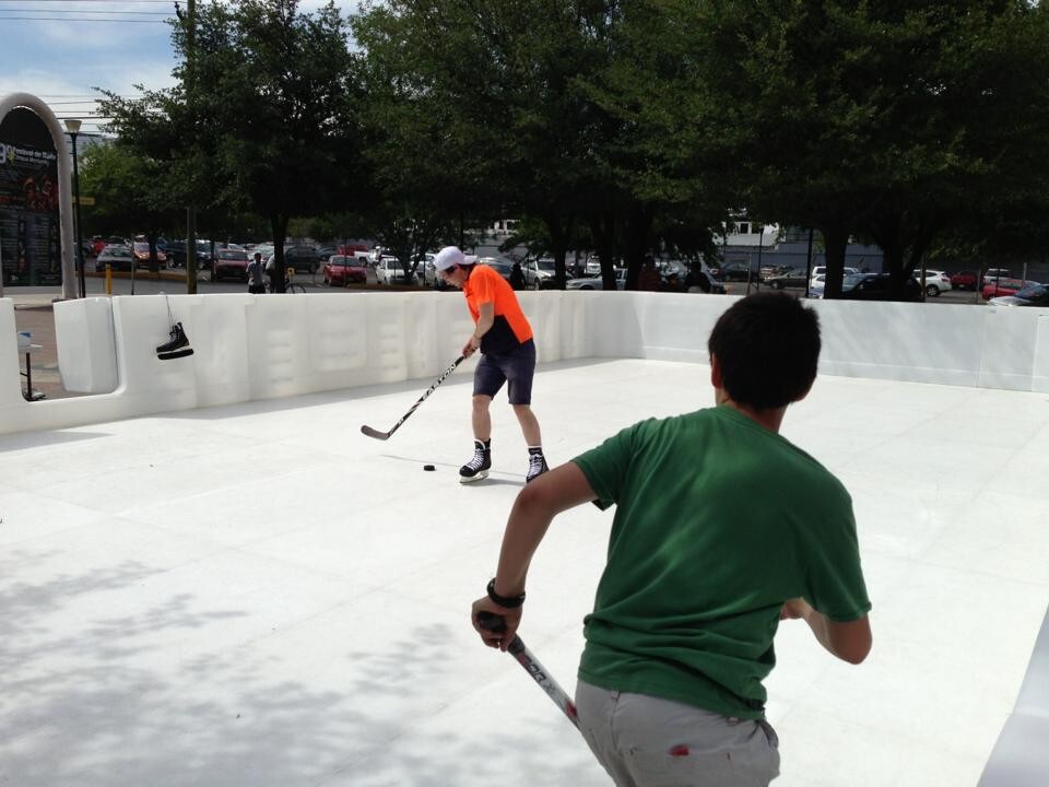 Synthetic Ice Rink 20mm thick Ice Sheets Lasting Materials over 150 ...