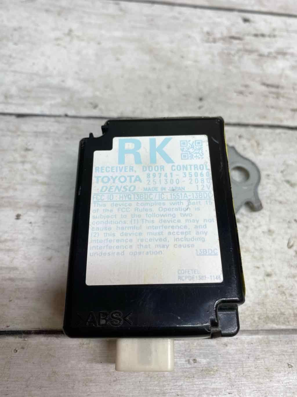 Toyota 4runner keyless entry 10 19 door control module receiver OEM ...