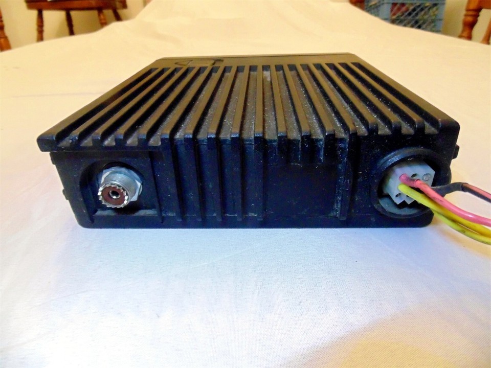 VINTAGE MIDLAND 2 METER TRANSCEIVER | eBay