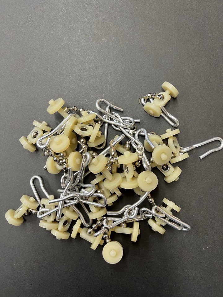 (100) Medical Cubicle Track & Trolley Hooks Nylon Hardware Curtain ...