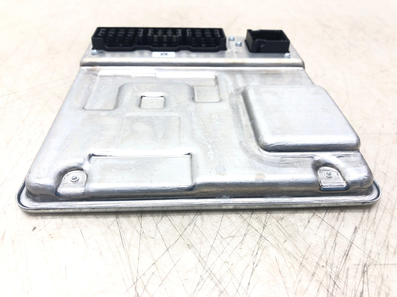 2021 2022 VOLKSWAGEN ID4 BCM CCU CENTRAL CONTROL UNIT BODY CONTROL ...