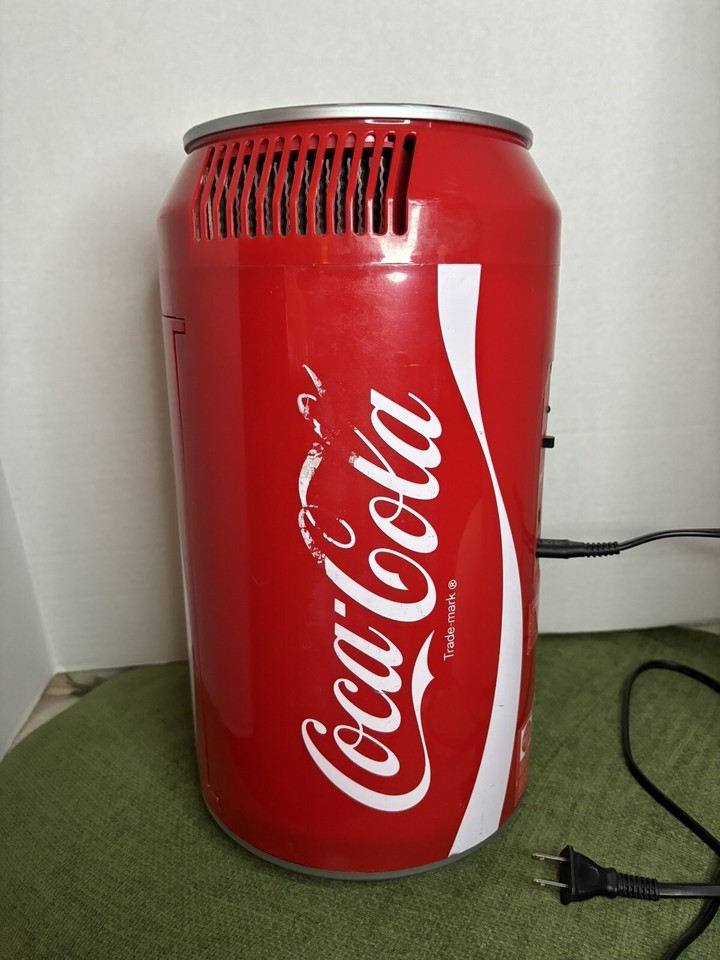 Koolatron Coca-Cola Portable 8 Can Thermoelectric Mini Fridge Beverage ...