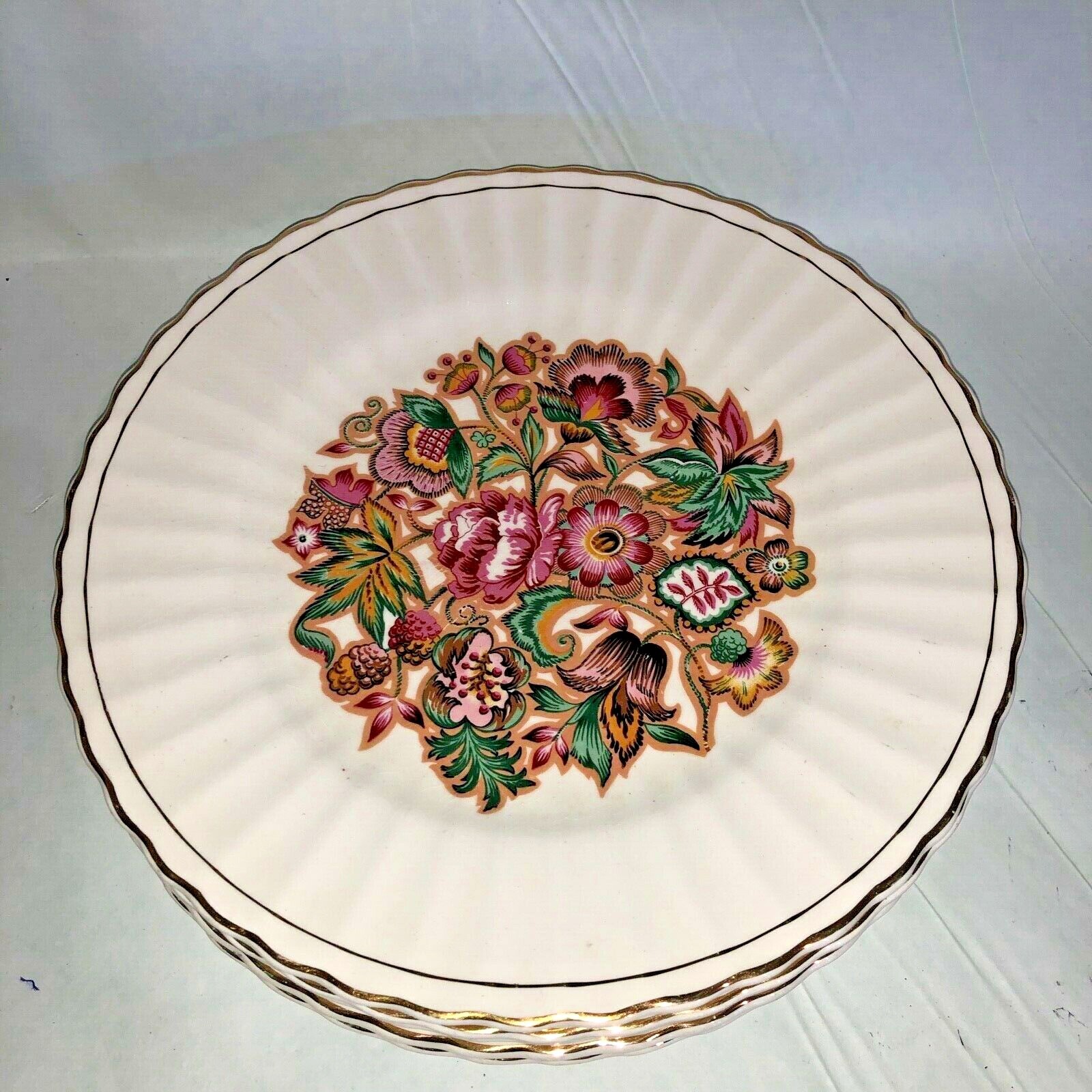 Wade (England) Harvest Ware CRETONNE 10" Dinner Plate, Floral Center ...