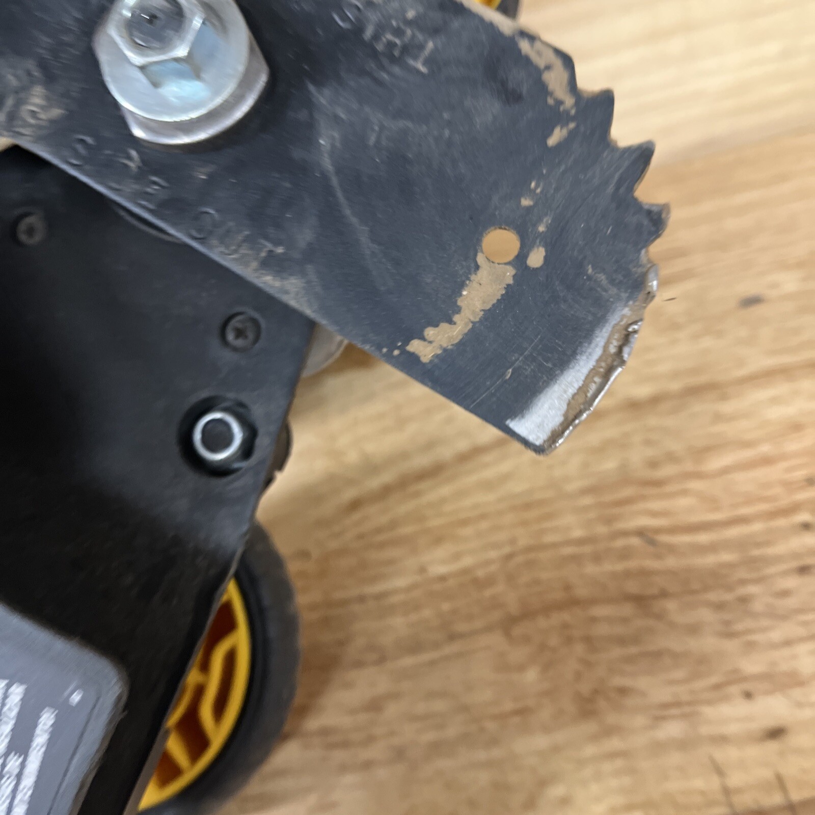 DeWalt 20V MAX* Edger Brushless Cordless DCED400 FOR PARTS ONLY ...