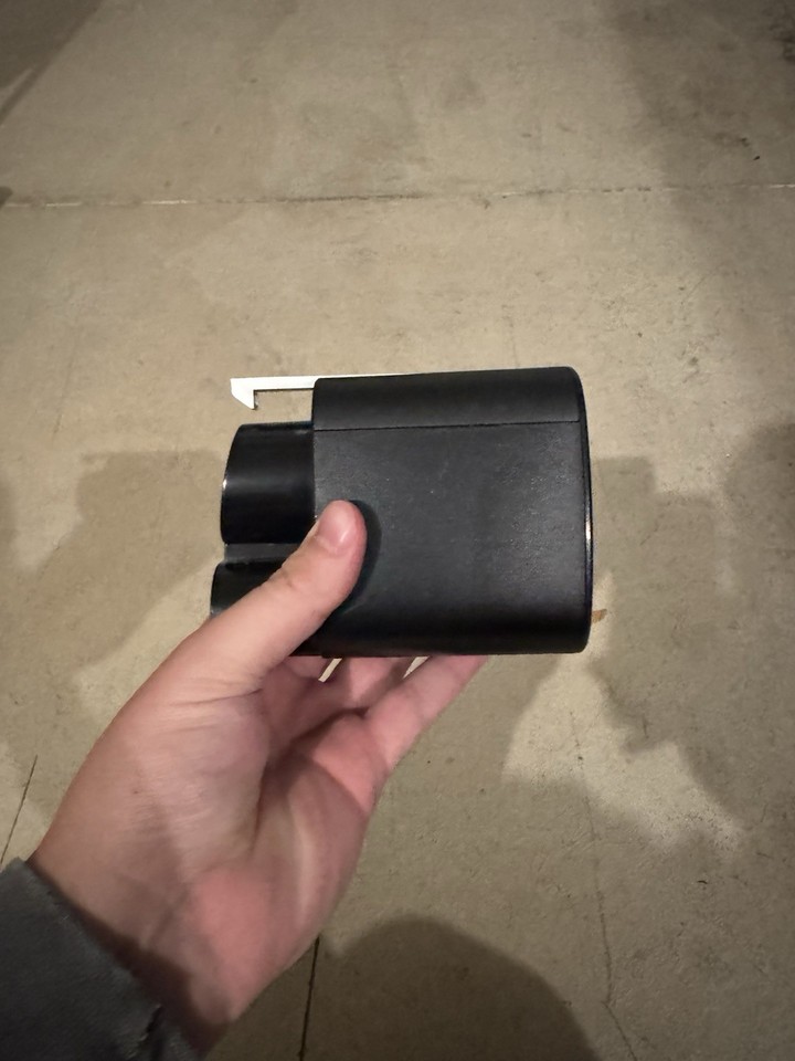 Genuine GM NACS DC Adapter Package 85778137 | eBay