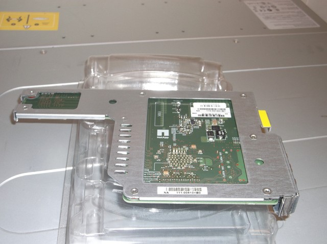NetApp X1160a-r6 111-00810 Mezzanine Card 2-port 10gbps FC for Fas2240 ...