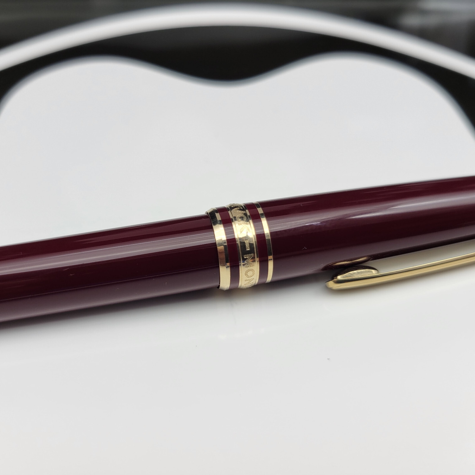 MONTBLANC Meisterstuck Burgundy / Red 164R Classic Gold Trim Ballpoint ...