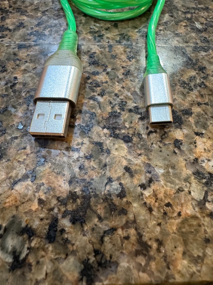GLOW IN THE DARK light-up LED USB-A to USB-C Data Phone Charging Cables ...