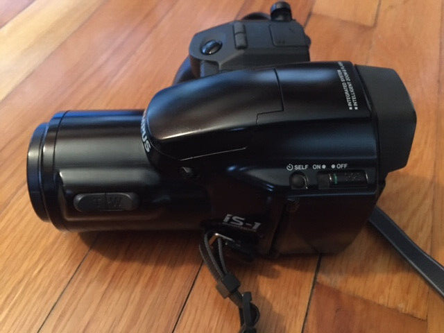 Olympus IS-1 35mm SLR Film Camera with 35-135mm Zoom, Vivatar Case, & 4 ...