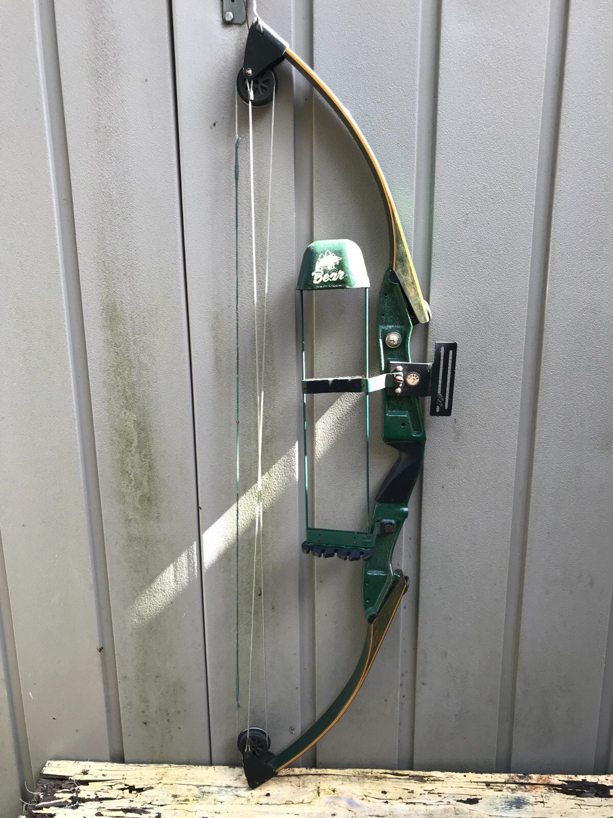 Bear Kodiak Special Compound Bow w/ Cobra Sight RIGHT HAND Grayling ...