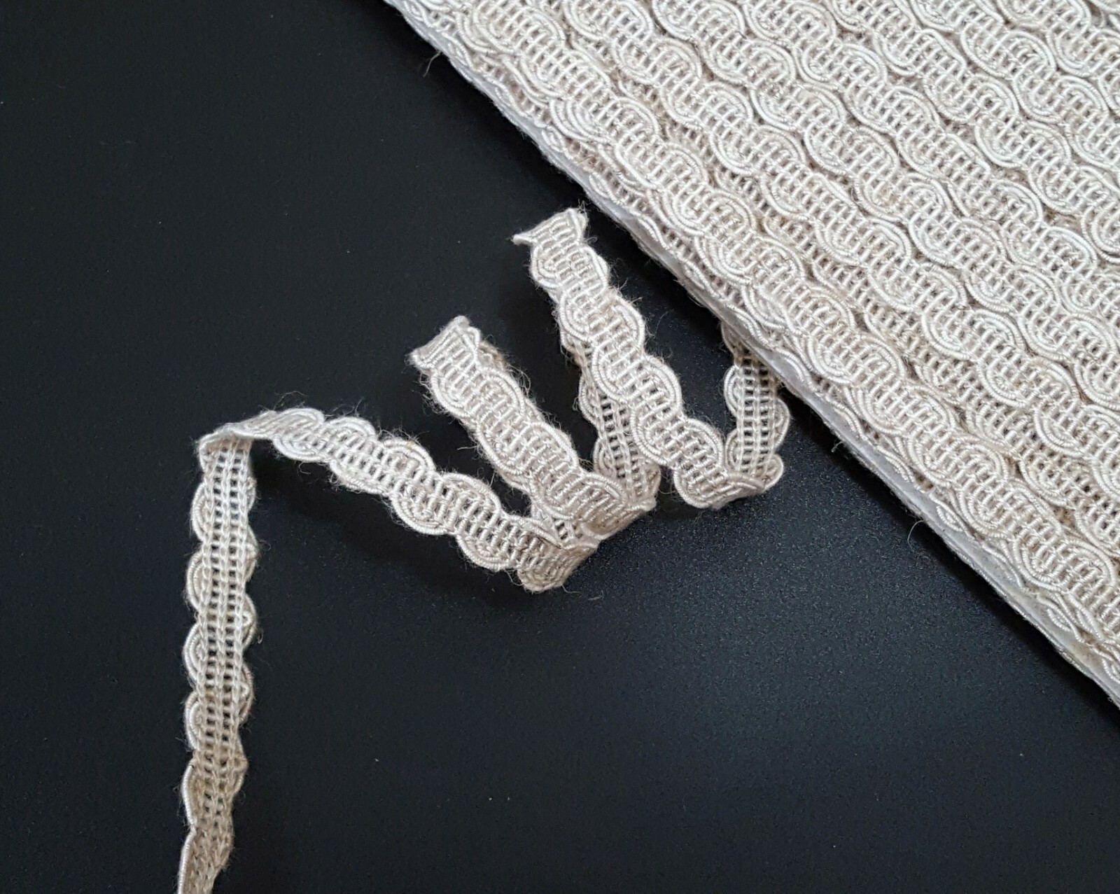 3/8" 1cm Taupe Grayish Brown Lt Brown Cotton Blend Jute Bobbin Ric Rac ...