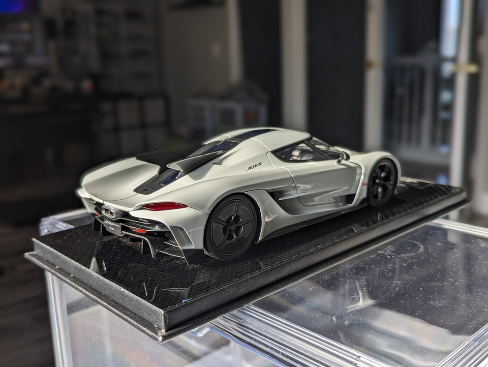 1/18 FrontiArt Koenigsegg Jesko Absolut in Grey Carbon Base | eBay