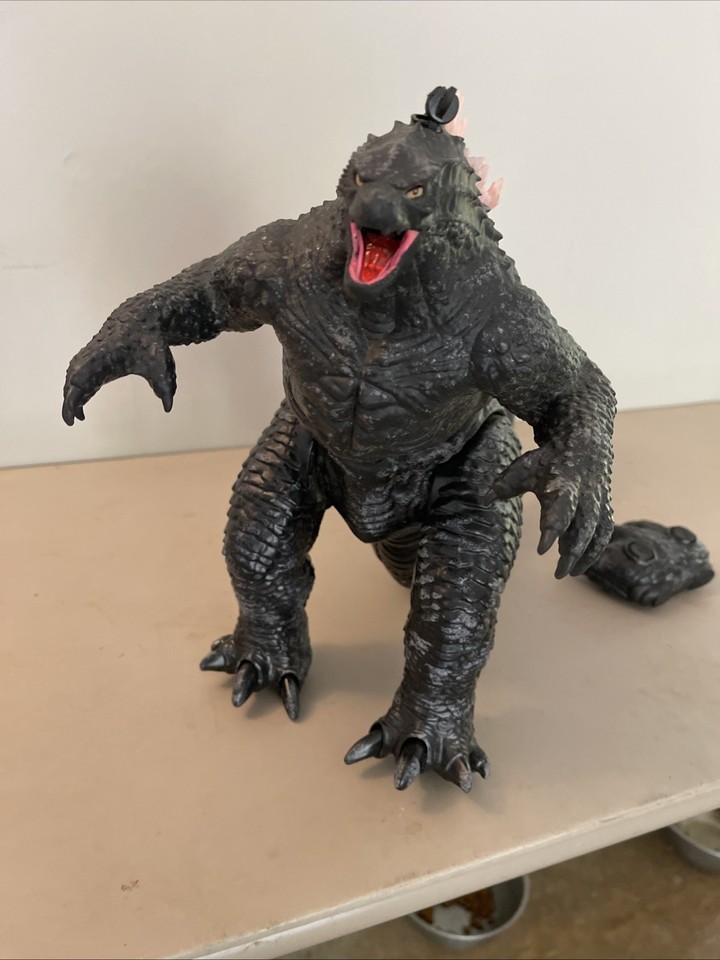 Big Godzilla Light-Up Action Figure Pink Spines Electronic with Remote ...