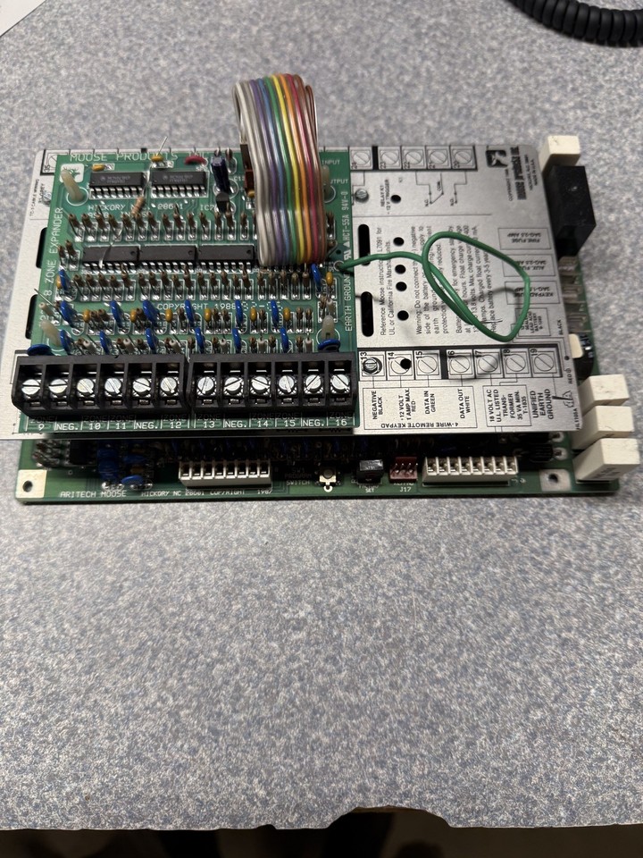 Moose Z1100e Control Panel Board With 8 Zone Expander Board. Total 16 ...
