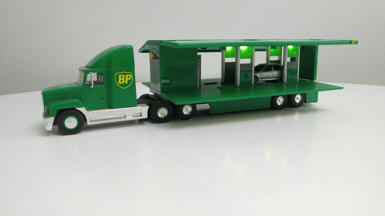 Rare 1998 CE BP Exploration & Oil Inc Semi Truck Lights & Sound from ...