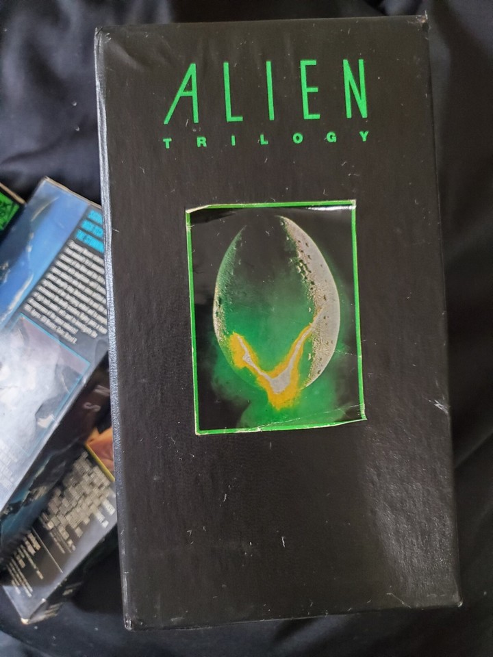 Vintage Alien Trilogy VHS Box Set Alien, Aliens, Alien 3 Alien Fox ...
