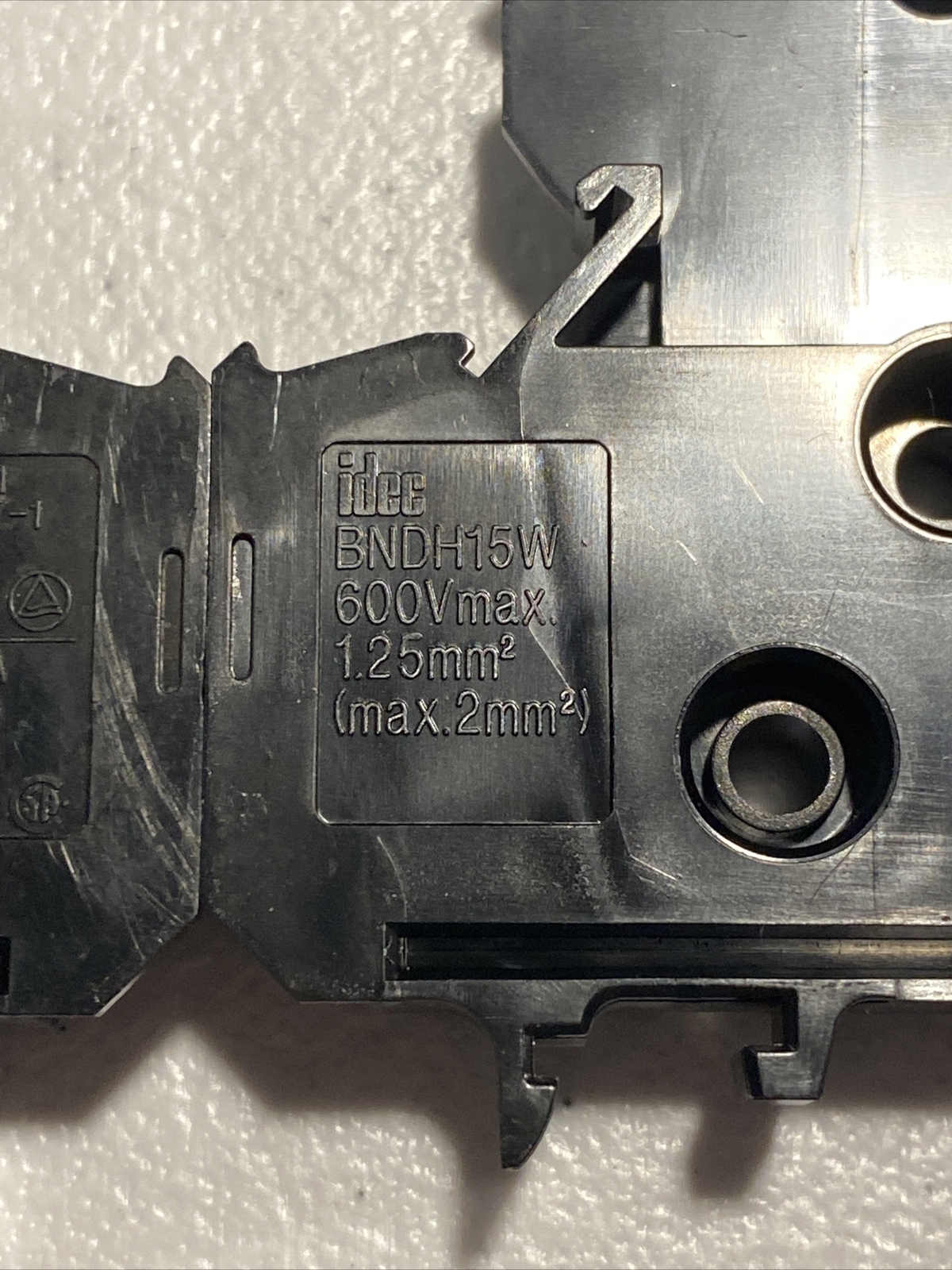 NEW LOT OF (7) IDEC BNDH15W MODULAR TERMINAL BLOCK, 10 AMP, 2 POLE, 600 ...