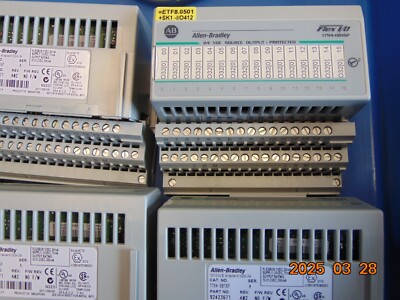 (1) ALLEN BRADLEY 1794-OB16P FLEX I/O 24VDC SOURCE OUTPUT w TERMINAL ...