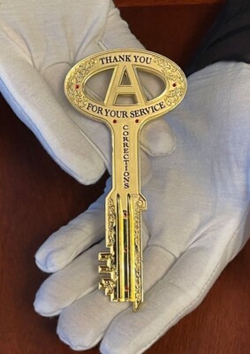 Folger Adam Key - THANK YOU FOR YOUR SERVICE -Ruby Edition (with Gift ...