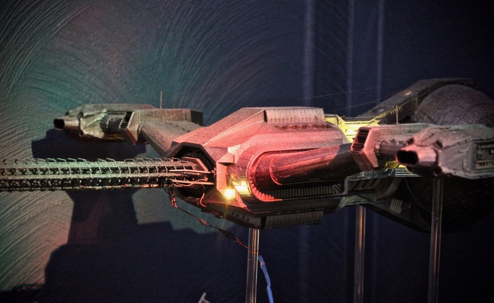 Event Horizon Large scale spaceship MODEL - unique! | eBay