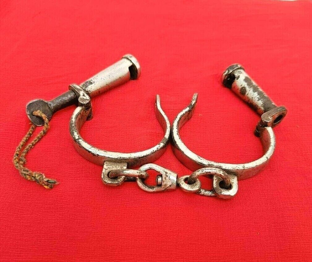 1930 Antique Reproduction Handcuff Handcrafted Iron Nickel Lock Key ...