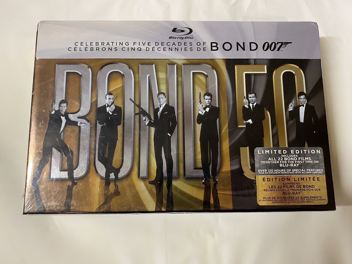 James Bond Con Un