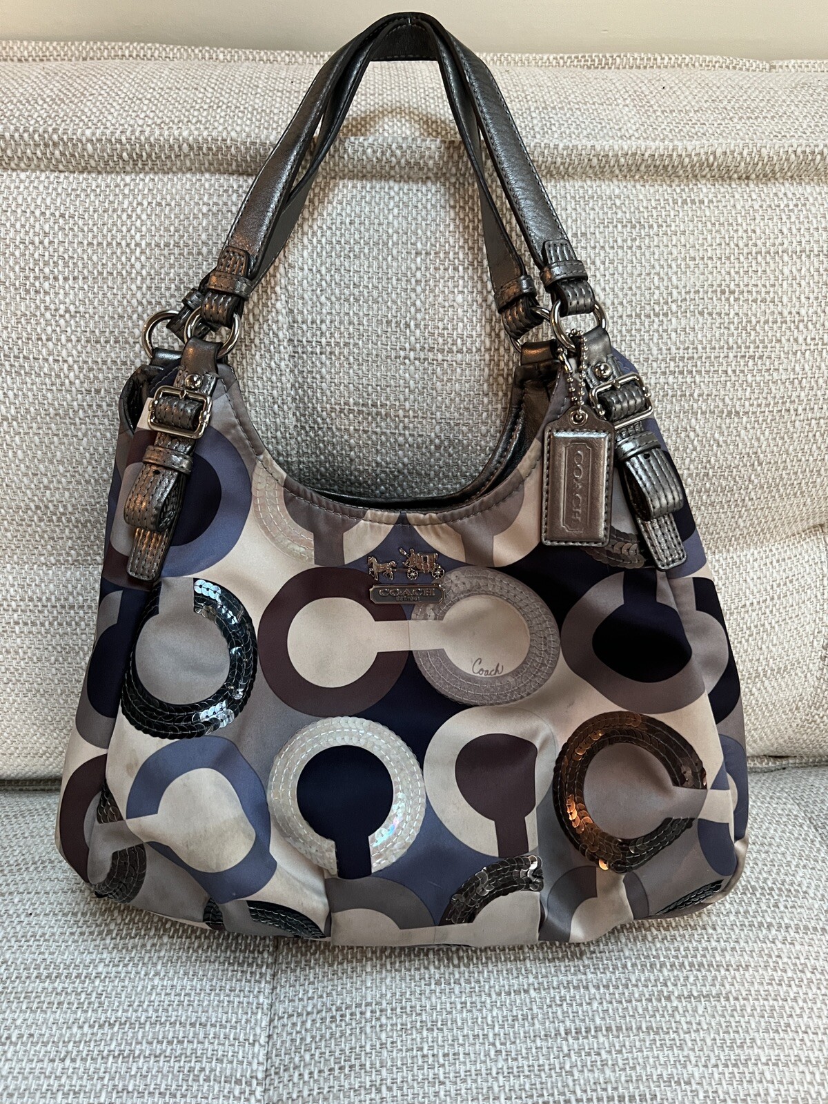 COACH MADISON GRAPHIC OP ART SEQUIN MAGGIE - Gem